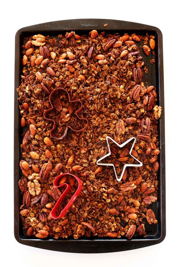 Gingerbread Granola | Minimalist Baker Recipes