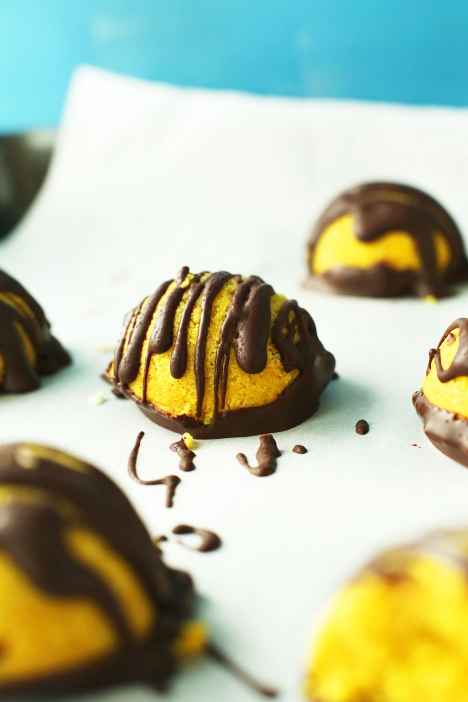 Golden Milk Macaroons | Minimalist Baker Recipes
