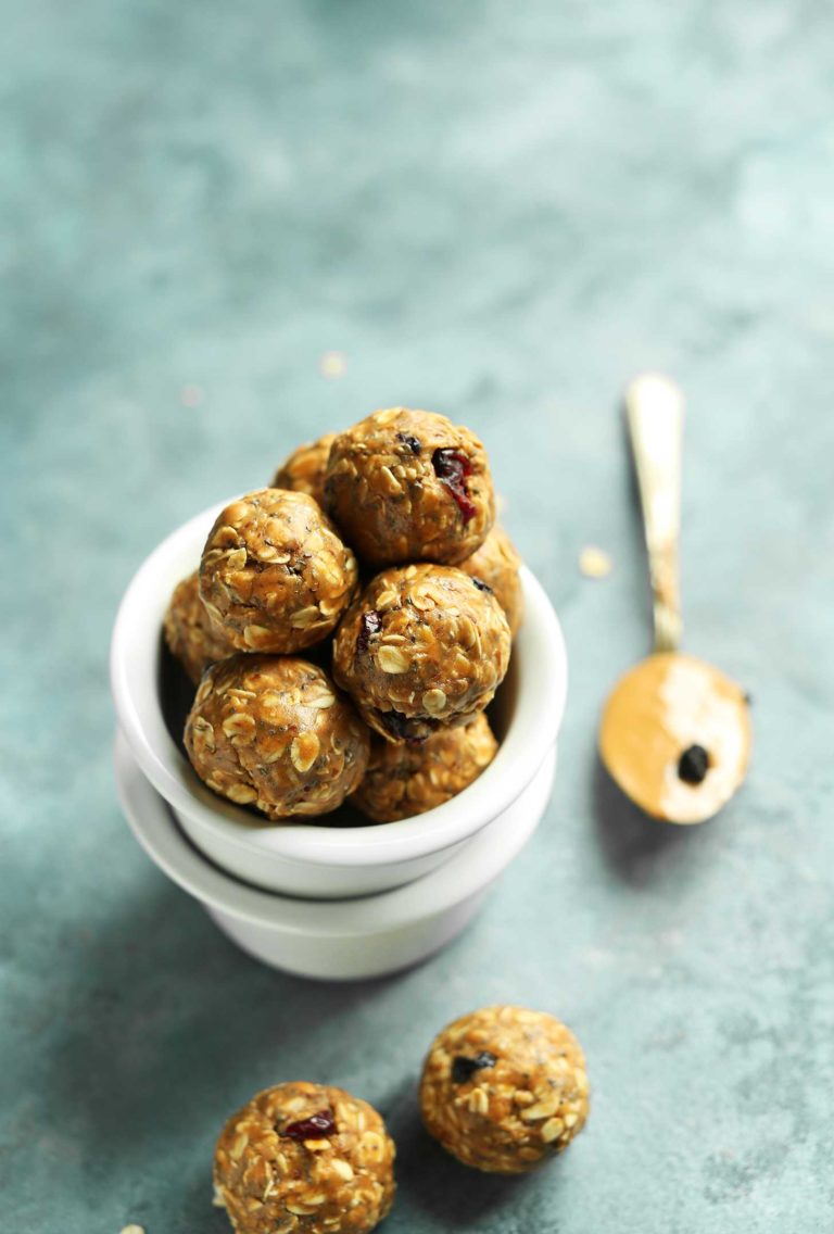 No-Bake Peanut Butter & Jelly Energy Bites | Minimalist Baker Recipes
