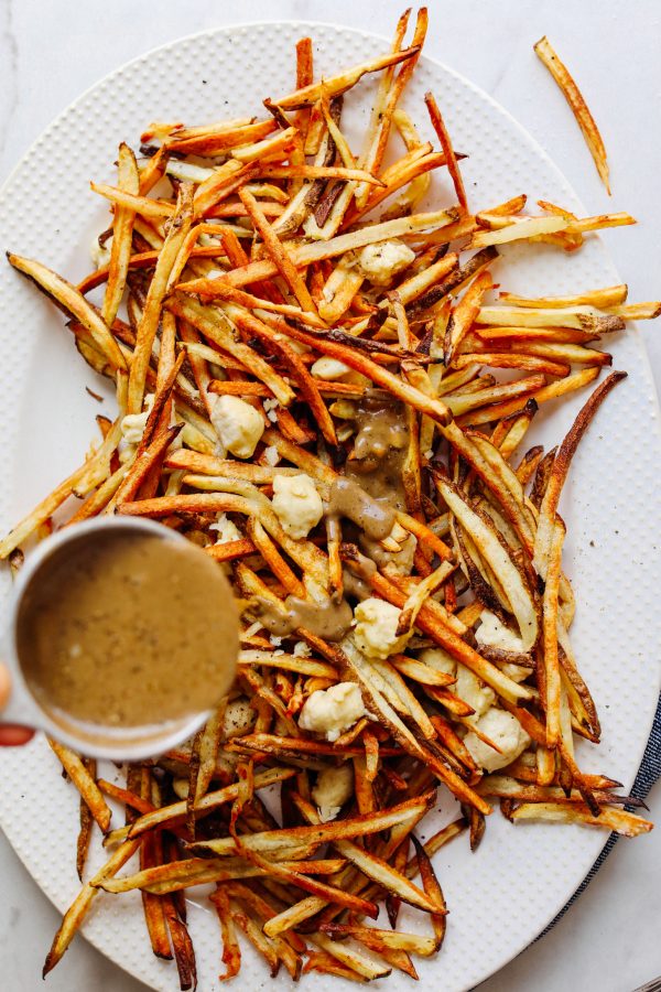 Easy Vegan Poutine | Minimalist Baker Recipes