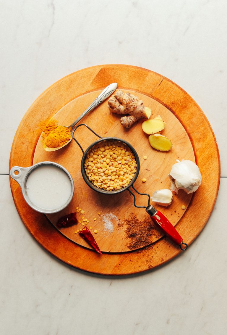 Coconut Curried Golden Lentils | Minimalist Baker Recipes