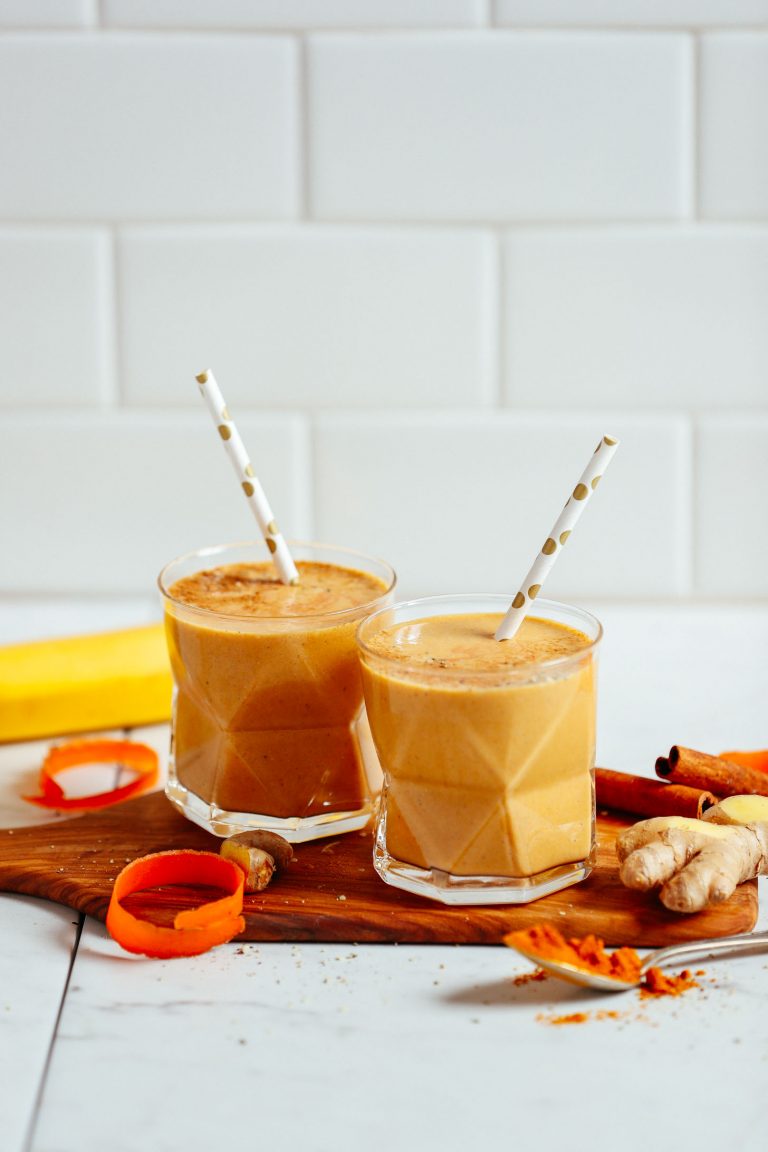 Creamy Vegan Golden Milk Smoothie | Minimalist Baker Recipes