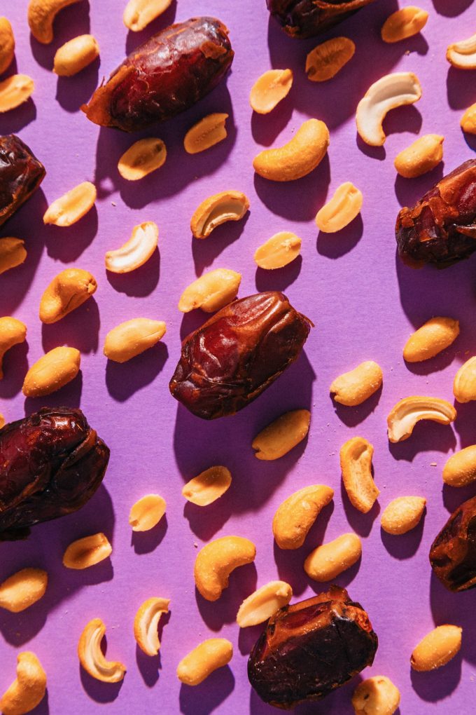 2-Ingredient Vegan PayDay Bites - Minimalist Baker Recipes