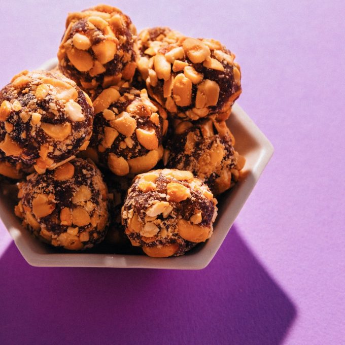 2-Ingredient Vegan PayDay Bites - Minimalist Baker Recipes