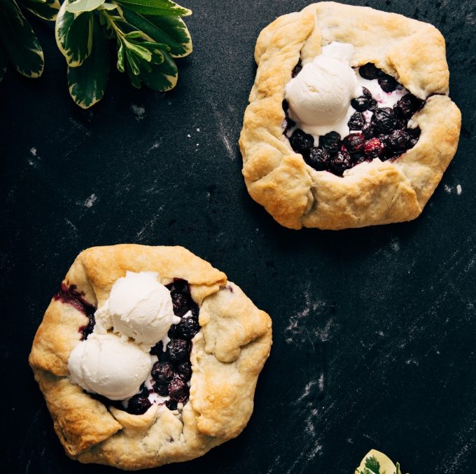 Mini Blueberry Galettes - Minimalist Baker Recipes