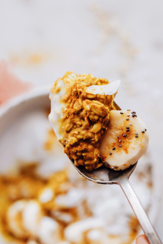 Golden Milk Overnight Oats - Minimalist Baker Recipes