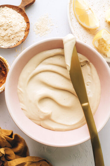 The BEST Vegan Cream Cheese - Minimalist Baker Recipes