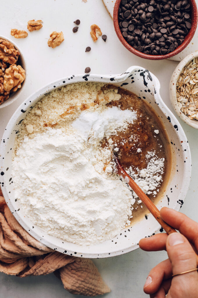1-Bowl Cowgirl Cookies (Vegan + Gluten-Free) - Minimalist Baker Recipes
