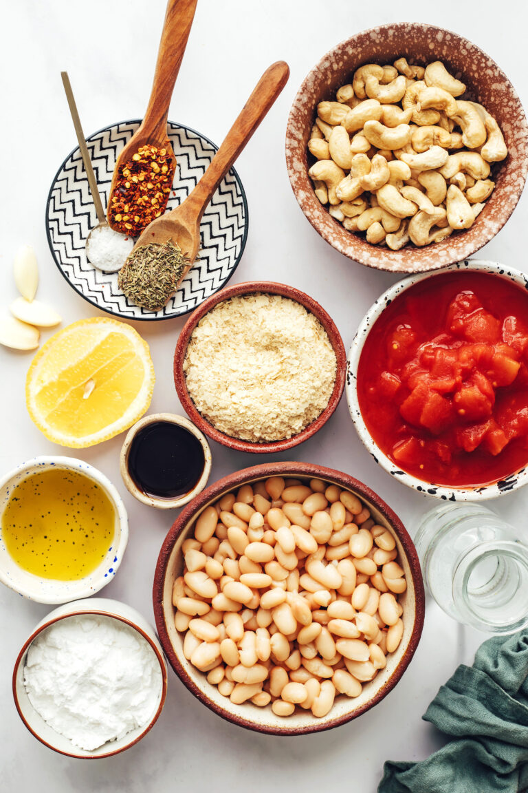 Cheesy Vegan Pizza Beans - Minimalist Baker Recipes