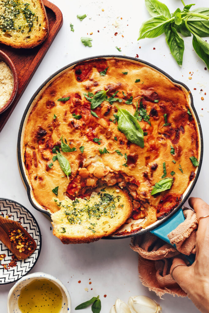 Cheesy Vegan Pizza Beans - Minimalist Baker Recipes