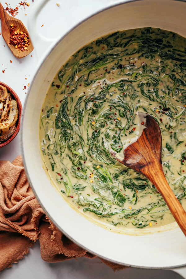 Garlicky Vegan Creamed Spinach - Minimalist Baker Recipes