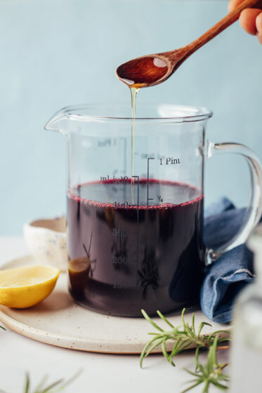 Sparkling Blueberry Ginger Mocktail - Minimalist Baker Recipes