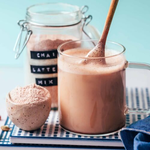 5-Minute Vegan Mushroom Latte | Minimalist Baker Recipes