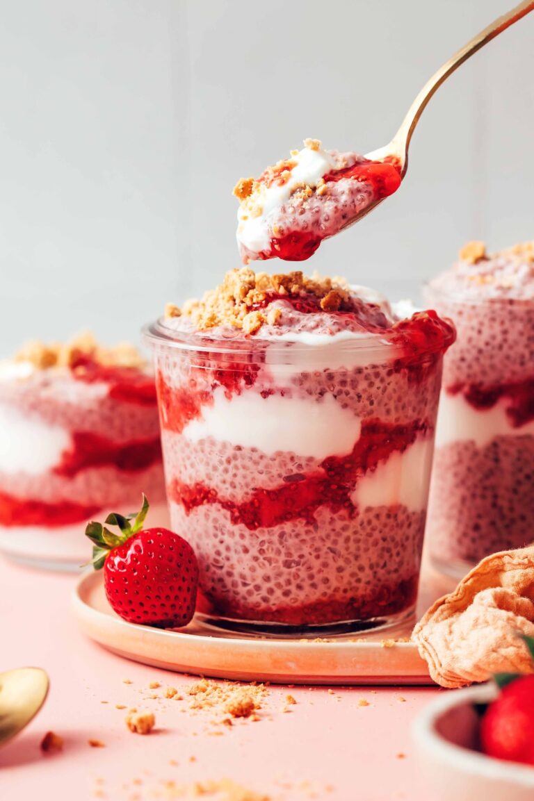 Strawberries & Cream Chia Pudding - Minimalist Baker Recipes